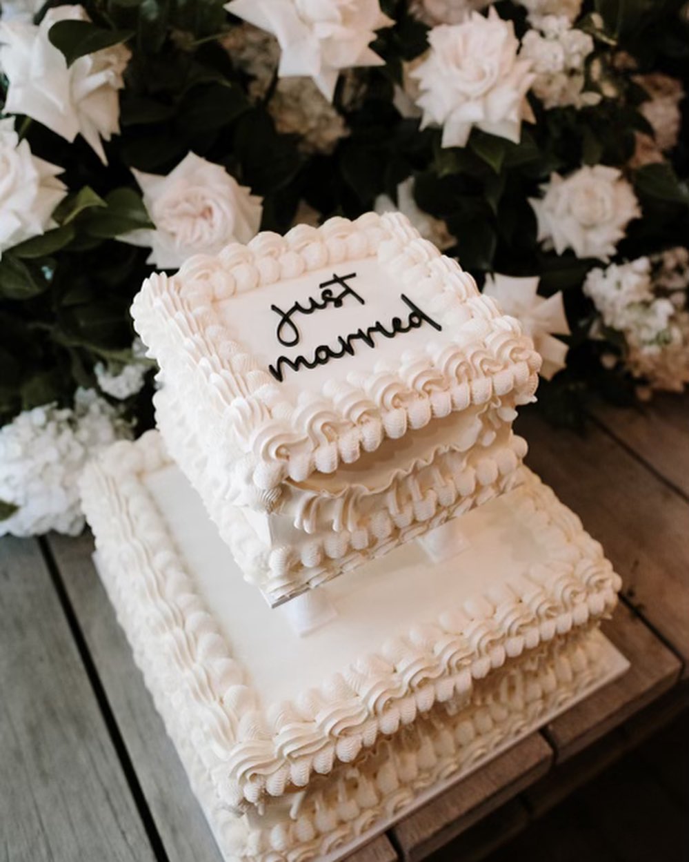 wedding cakes – The Butcher's Daughters Cakes